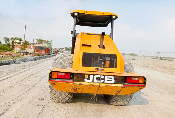 JCB VM116 | YantraLive