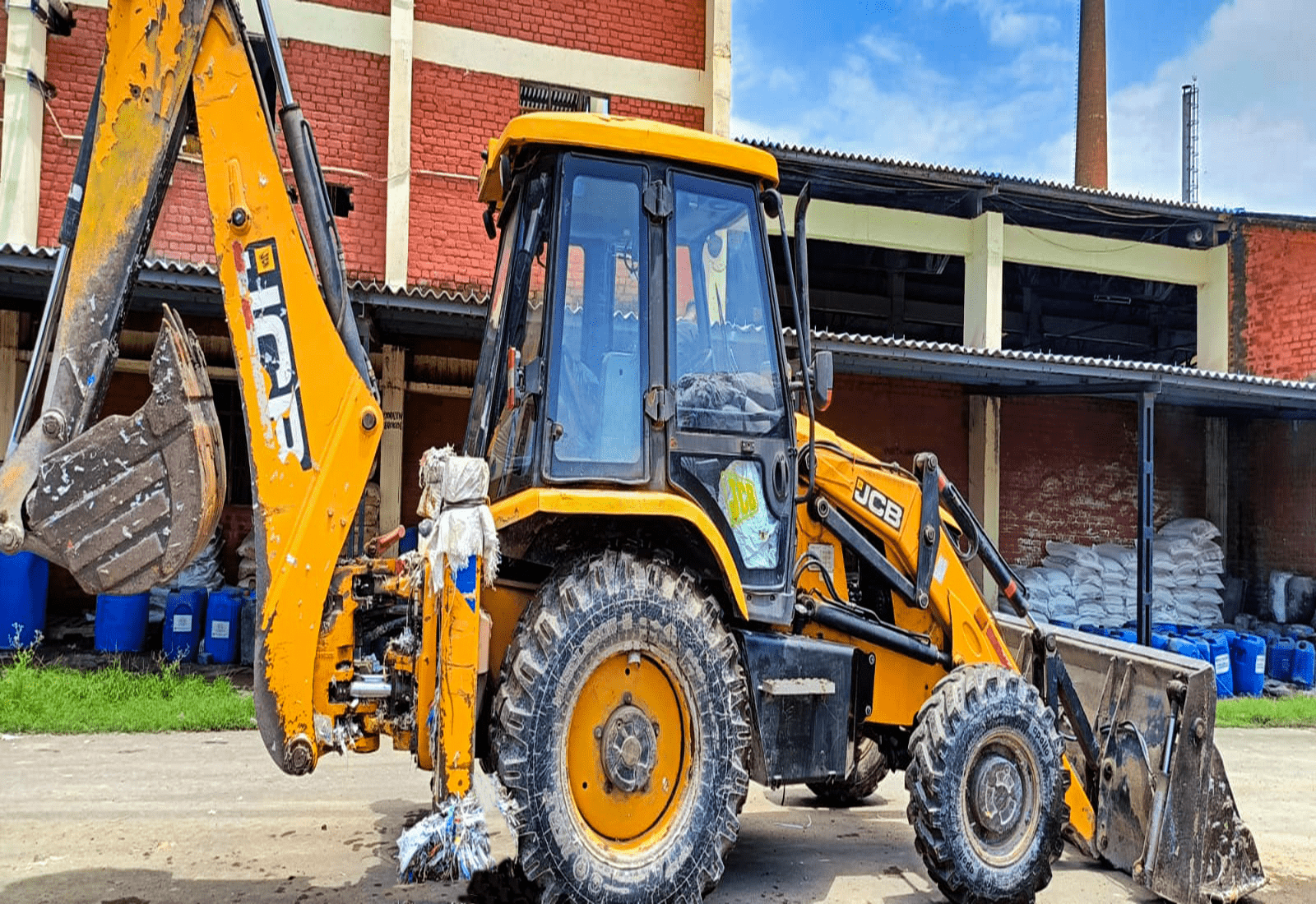 JCB 3DX SUPER | YantraLive