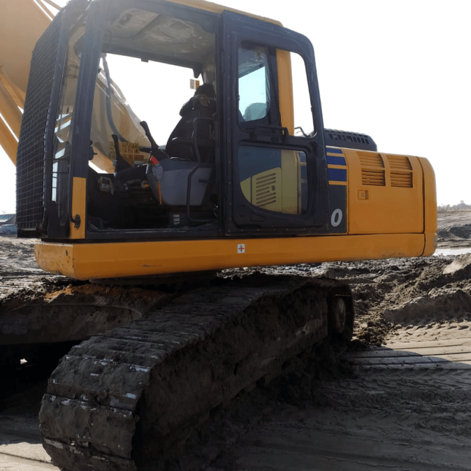 L&T KOMATSU PC-210-10MO | YantraLive