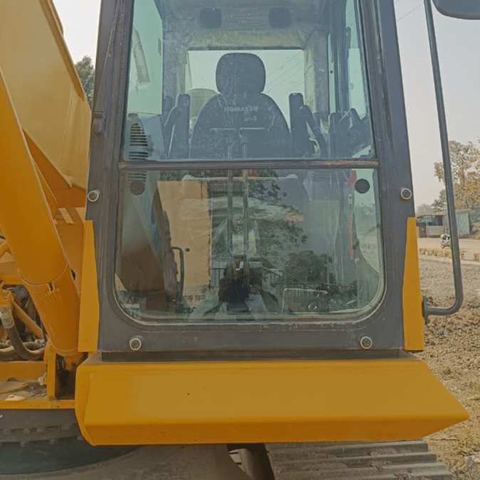 L&T KOMATSU PC-210-10MO | YantraLive