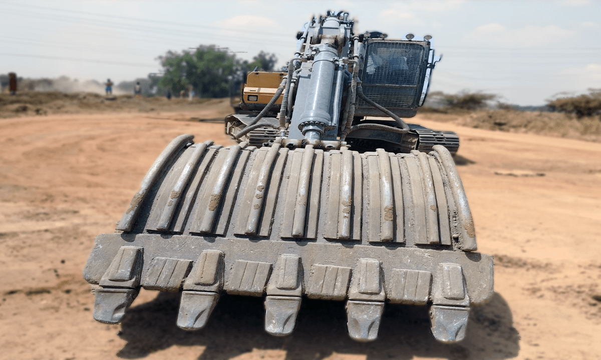 HYUNDAI R215L | YantraLive